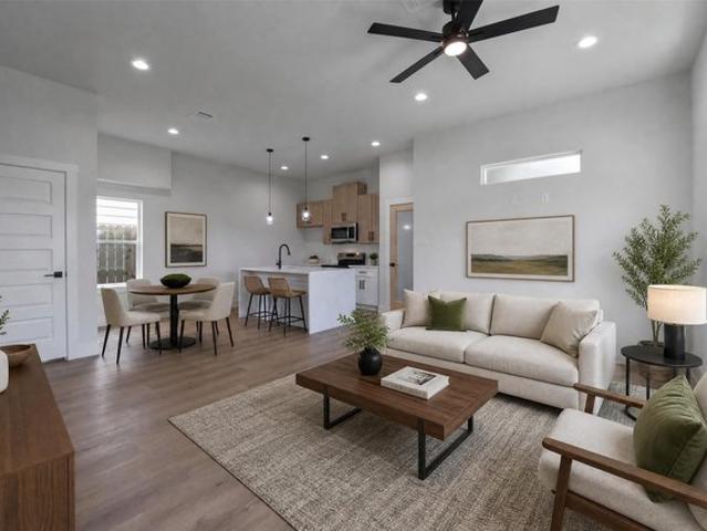 9313 Jutland Rd, Houston, TX 77033