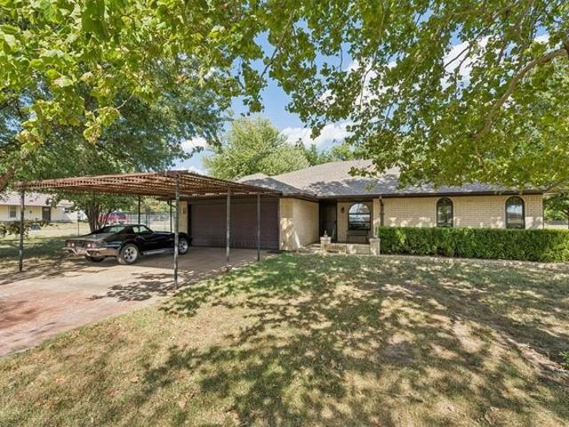 931 County Street 2910, Tuttle, OK 73089