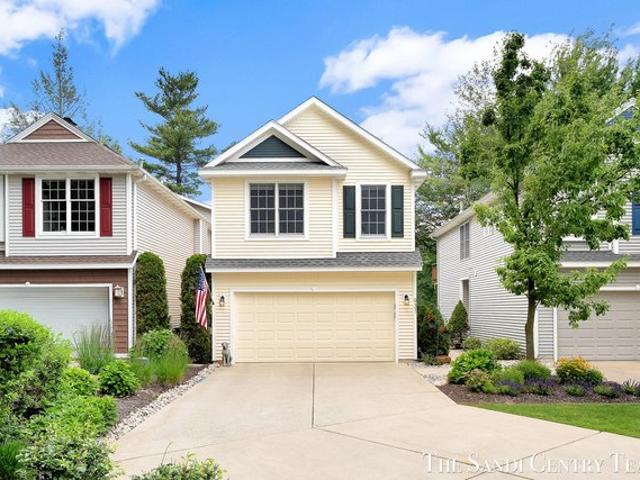 931 Bluff Creek Dr Unit 21, Grand Haven, MI 49417