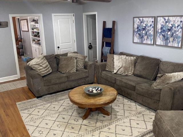 931 Doole St, Mason, TX 76856 | MLS #97670 | Compass