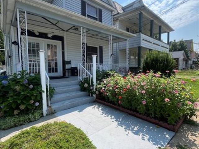 931 E 8th St, Erie, PA 16503