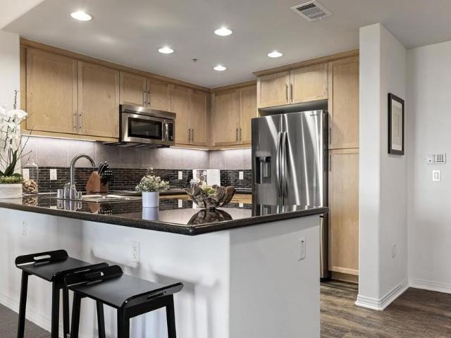 931 East Walnut Street, Unit 304 1 Bedroom Condo for Rent at 931 E Walnut St, Pasadena, CA 91106 Downtown Pasadena