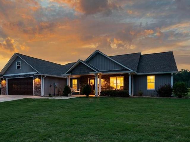 931 Everett Springs Rd SW, Calhoun, GA 30701