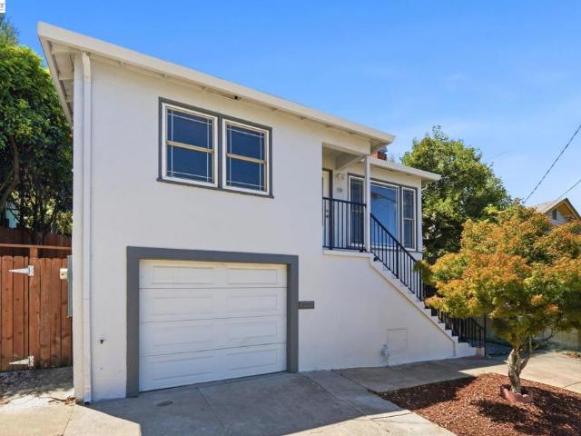 931 Hargus Ave