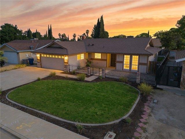 931 Orangewood Ct, Lemoore, CA 93245