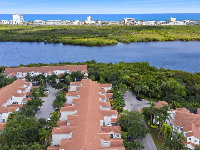 931 Lemonwood Ct, Hollywood, FL 33019 | MLS #B26023 | Compass