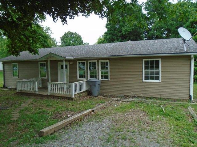 931 Merle Travis Hwy, Drakesboro, KY 42337