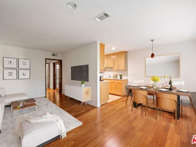 931 N ALFRED Street 306
