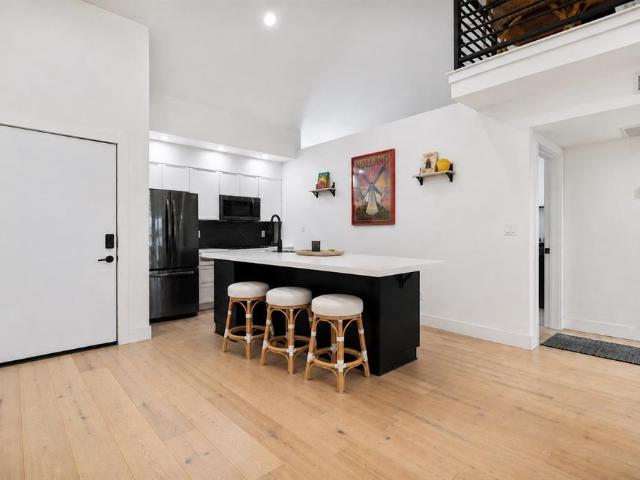 931 NW 7th Street # 206