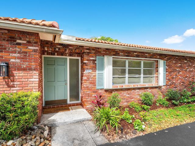 931 NW 9th Ct, Boca Raton, FL 33486 | MLS #B26011 | Compass