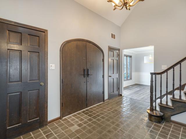 931 Shetland Drive