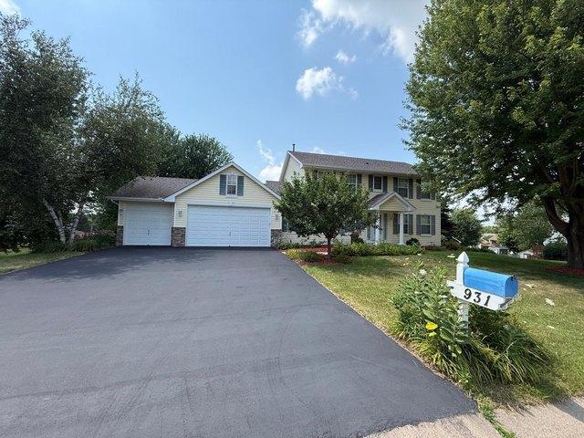 931 Sterling St S, Maplewood, MN 55119