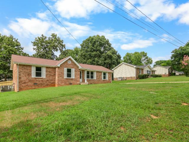 931 Poppy Dr