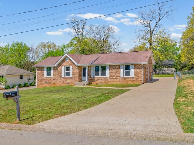 931 Poppy Dr
