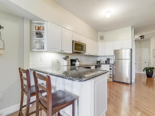 931 Park Ave # 5R