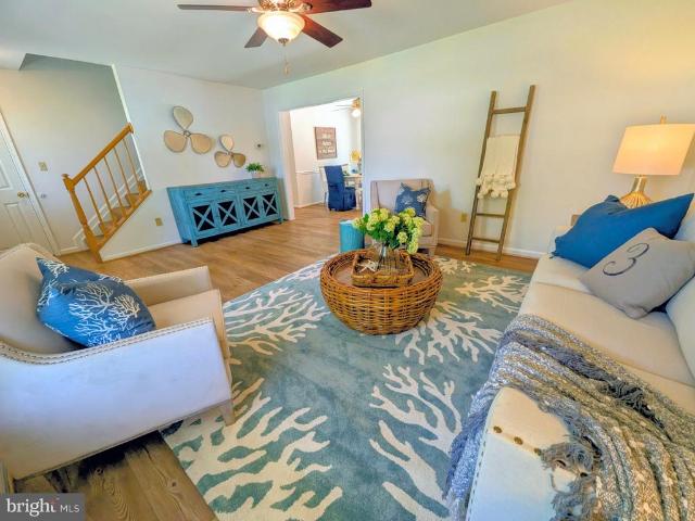 931 Petinot Place