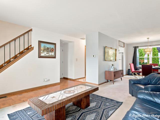 931 Perry Drive