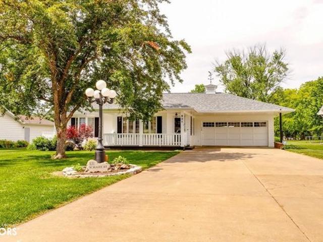 931 W Mary St, Ottumwa, IA 52501