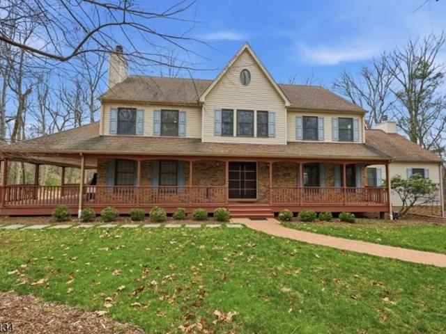 931 Vosseller Ave, Bridgewater Twp, NJ 08836