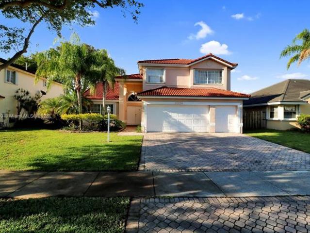 9324 212th Ter SW, Cutler Bay, FL 33189