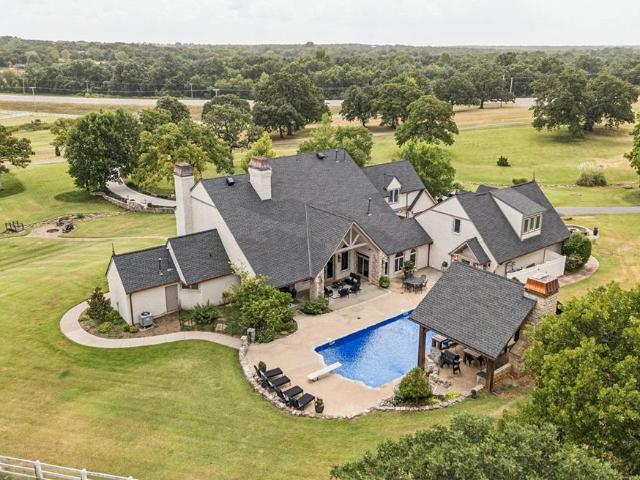 9325 E State Highway 9