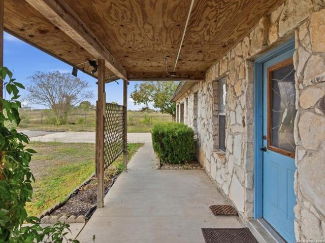 9325 FM 1339, Martindale, TX 78655