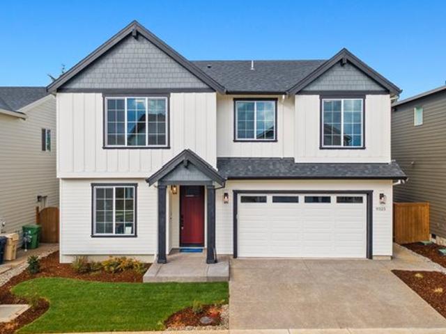 9325 SW Salinan St, Tualatin, OR 97062