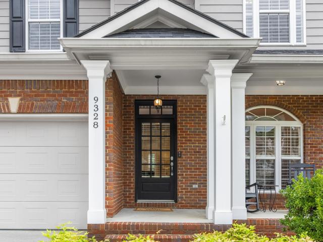 9328 Wandering Way