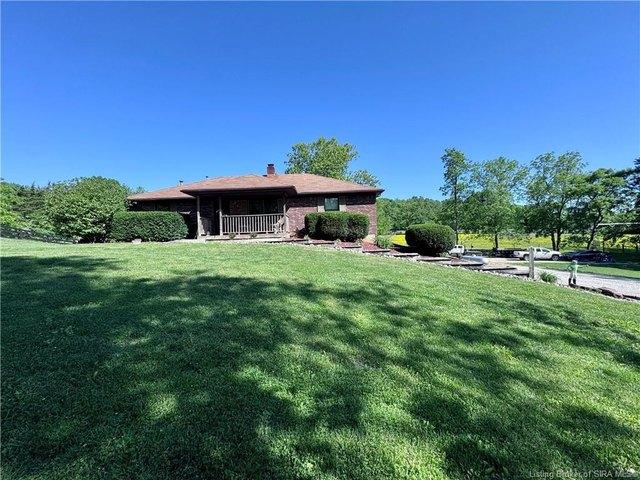 9320 Pekin Rd, Greenville, IN 47124