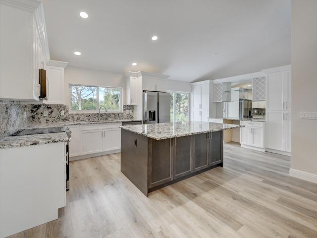 9320 Sun Pointe Dr, Boynton Beach, FL 33437 | MLS #R11166 | Compass