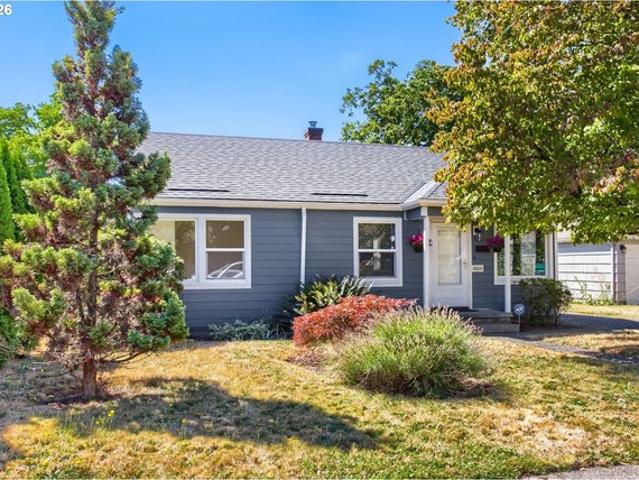9320 SE Yamhill St, Portland, OR 97216