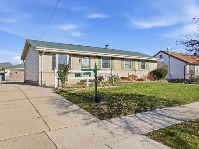 9320 W Howard Ave, Milwaukee, WI 53228