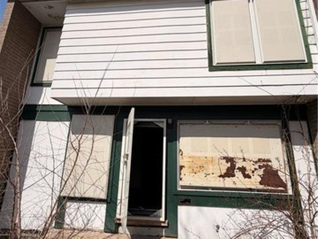 9321 Manor Ave, Cleveland, OH 44104