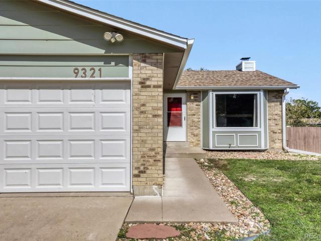 9321 W 104th Place