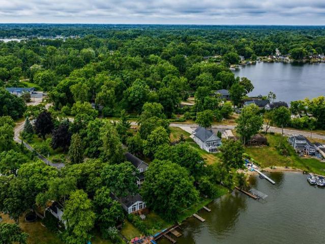 9322 Cedar Island Road