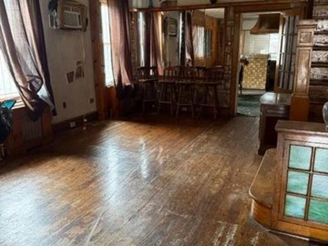 932 934 Atlantic, Camden, NJ 08104