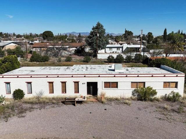 932 Cactus Wren Lane