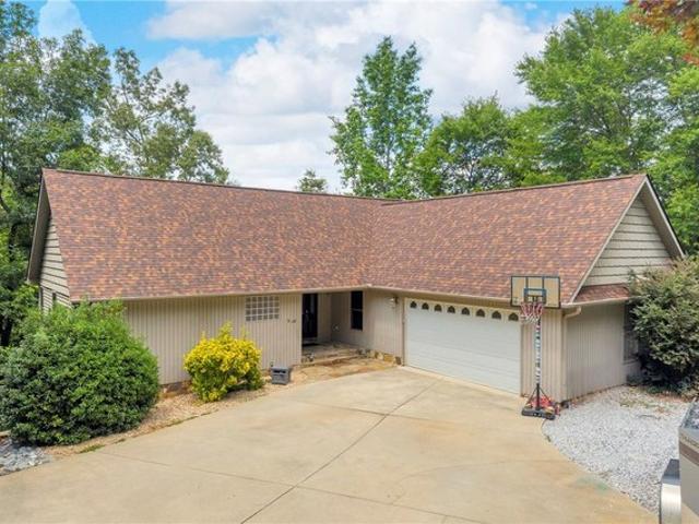 932 Bayridge Dr, Salem, SC 29676