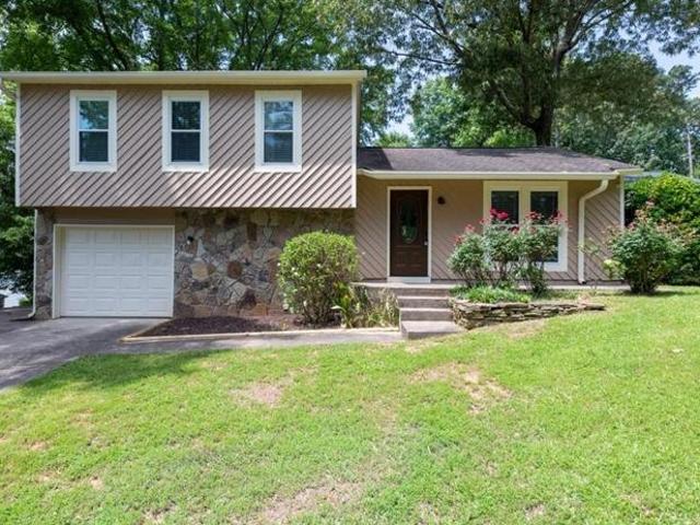 932 Bermuda Ct, Lawrenceville, GA 30044