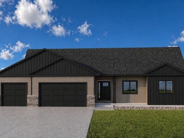 932 Bridger Dr, Holmen, WI 54636