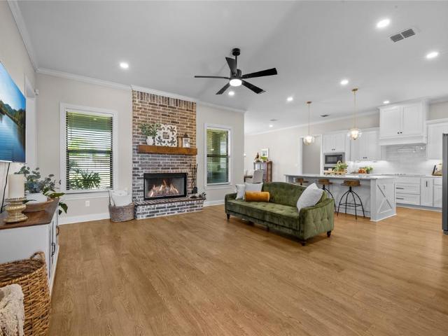 932 Gallant Fox Road