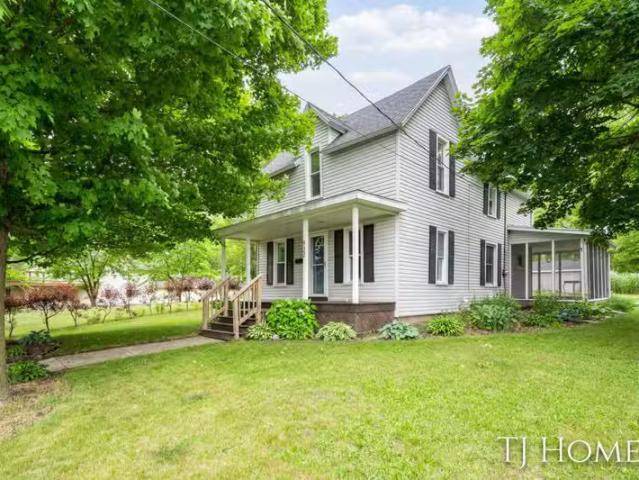 932 JAMES ST, BELDING, MI 48809 Single Family Residence For Sa.