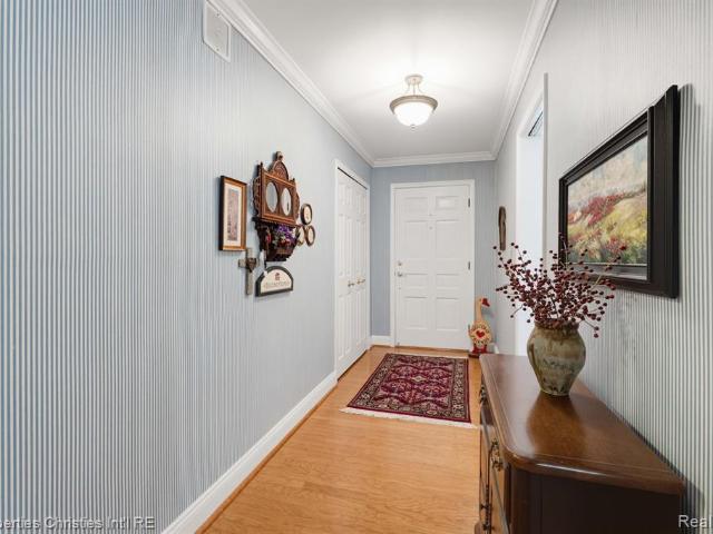 932 S Reading Road