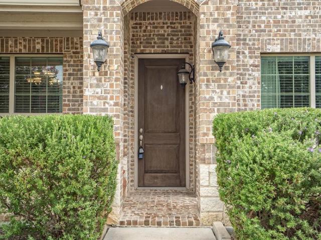 932 Parkside Drive
