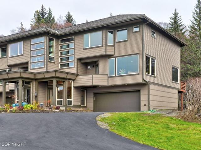 932 Quiet Creek Dr, Homer, AK 99603