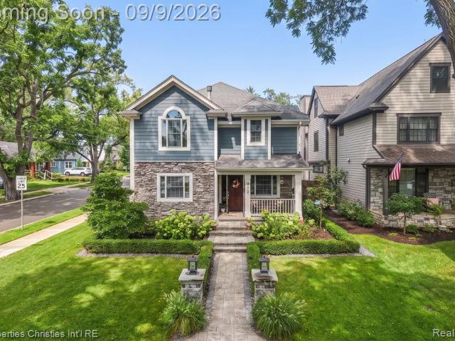 932 Roselawn Drive