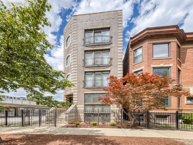 932 W Barry Ave Apt 1, Chicago, IL 60657