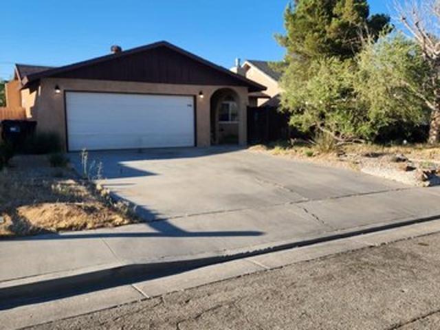 932 W Langley Ave, Ridgecrest, CA 93555