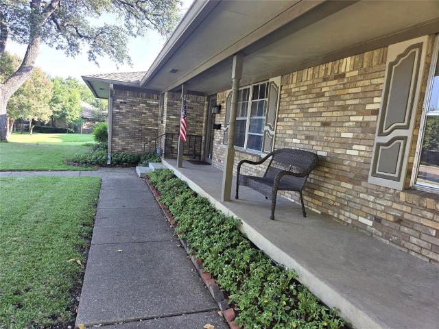 9334 Hunters Creek Drive
