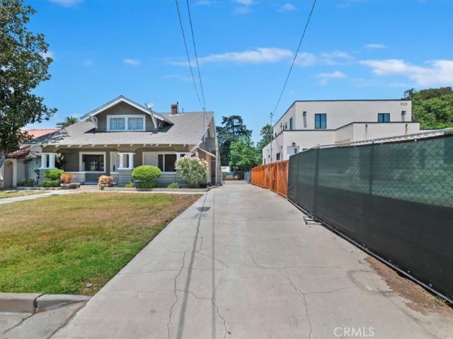 9335 Magnolia Avenue